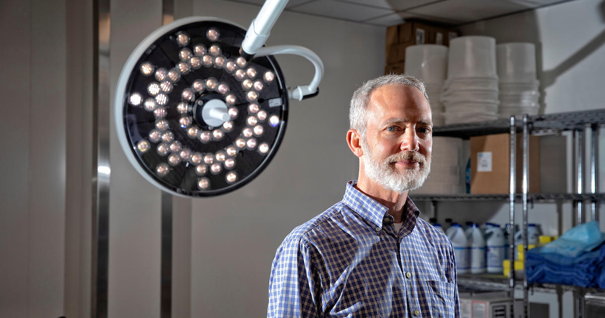 ‘UK at the Half’: Greg Davis on his long medical career at UK | UKNow