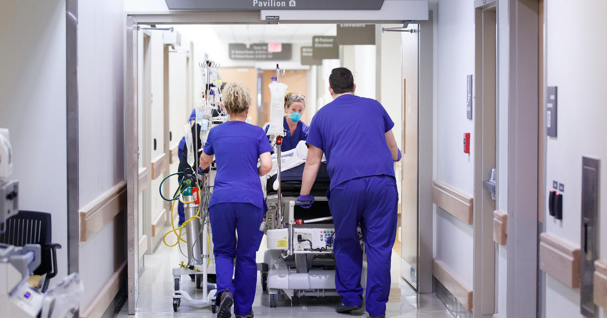 UK HealthCare Doctors Take Drastic Measures to Save COVID-19 Patient ...