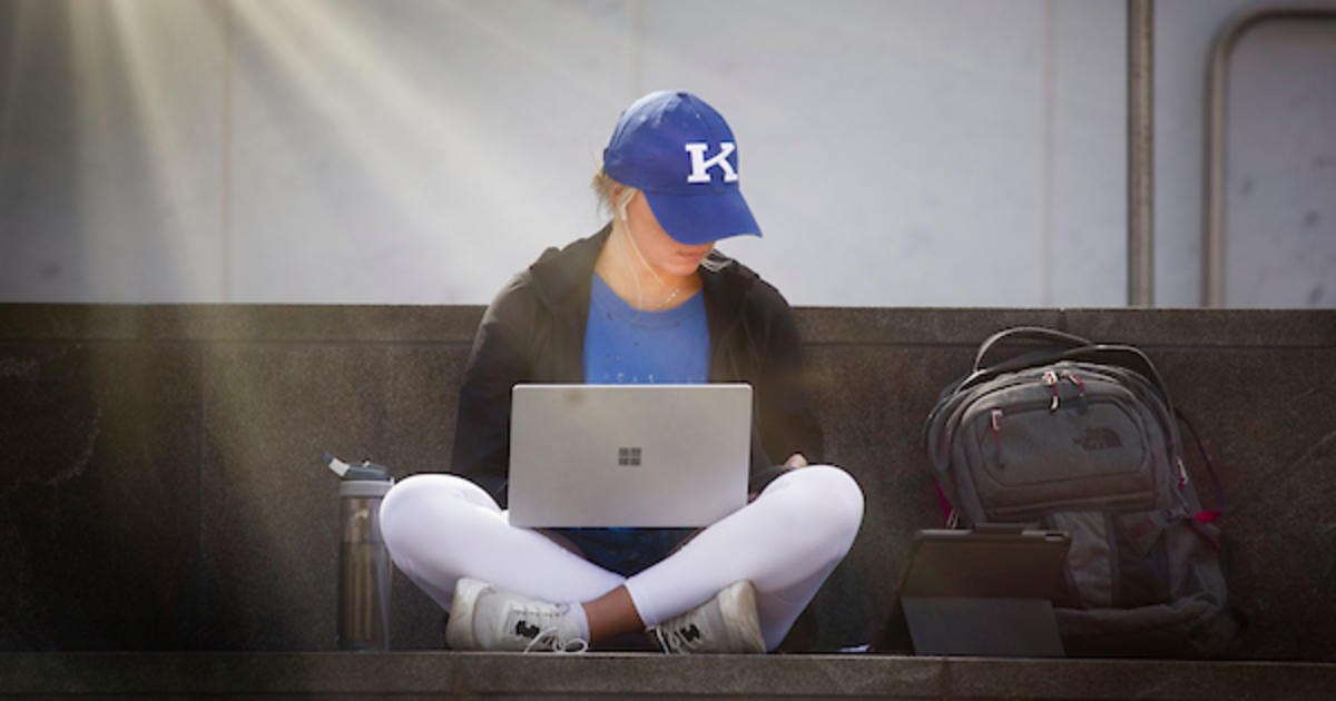 Readership programs with New York Times, WSJ offer UK community ...