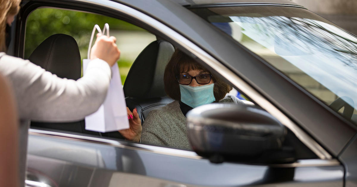 UK HealthCare Welcomes Back Hospital, Clinic Volunteers | UKNow