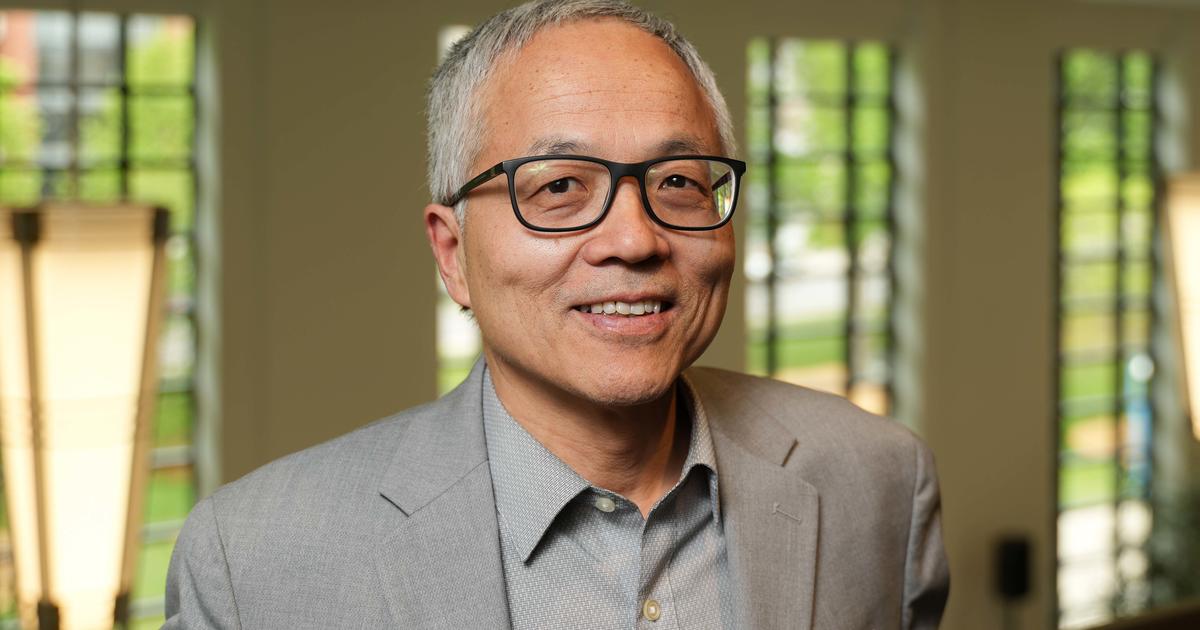 Feng Li honored as a 2023-24 University Research Professor | UKNow