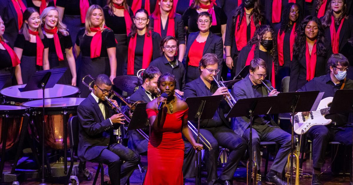 UK Fine Arts artists ‘make a joyful noise’ this holiday season | UKNow