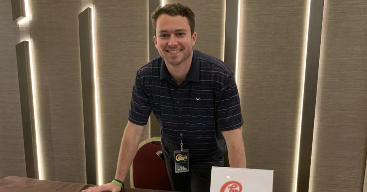 CI Alum Finds Family With Rock Band Chicago | UKNow