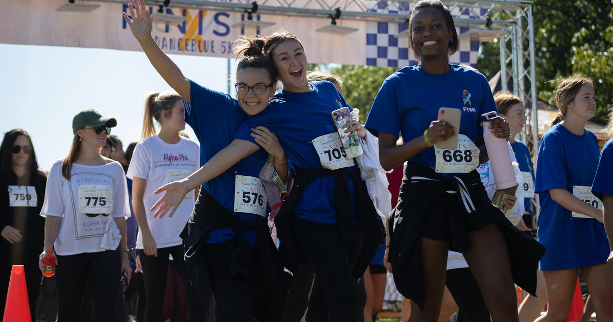 DanceBlue hosts the Color Me Blue 5K on Nov. 5 | UKNow
