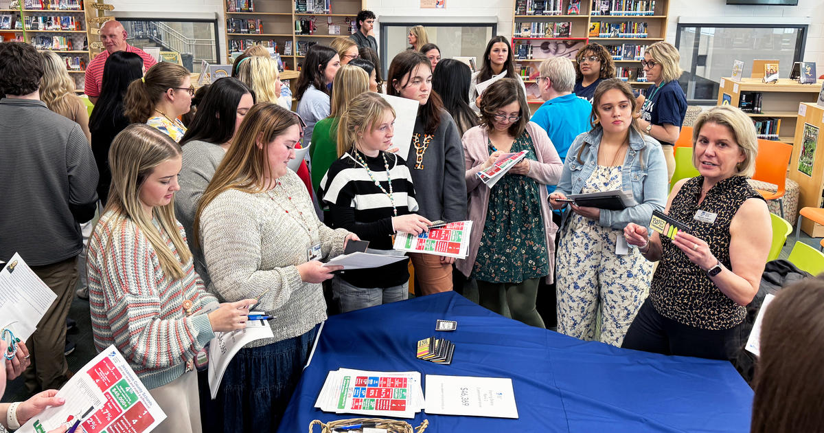 UK College of Education students prepare to land first teaching jobs ...