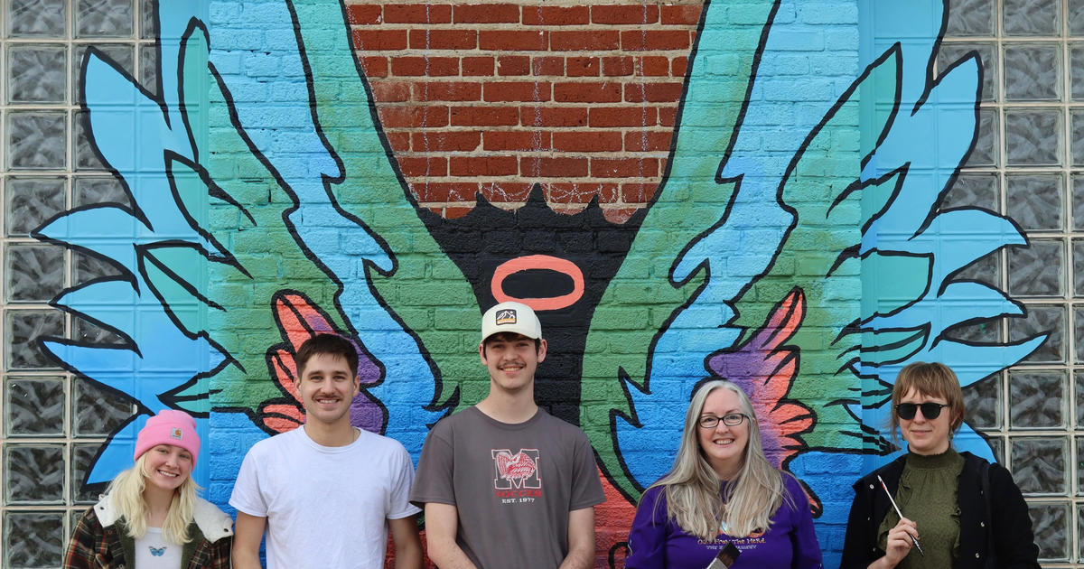 UK Guerrilla Art students help DV8’s angelic ‘family’ mural come to ...