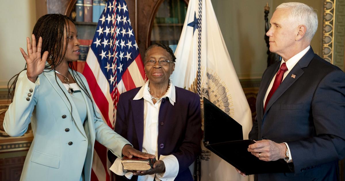UK Rosenberg Law Alumna Sworn in as U.S. Fish and Wildlife Service ...