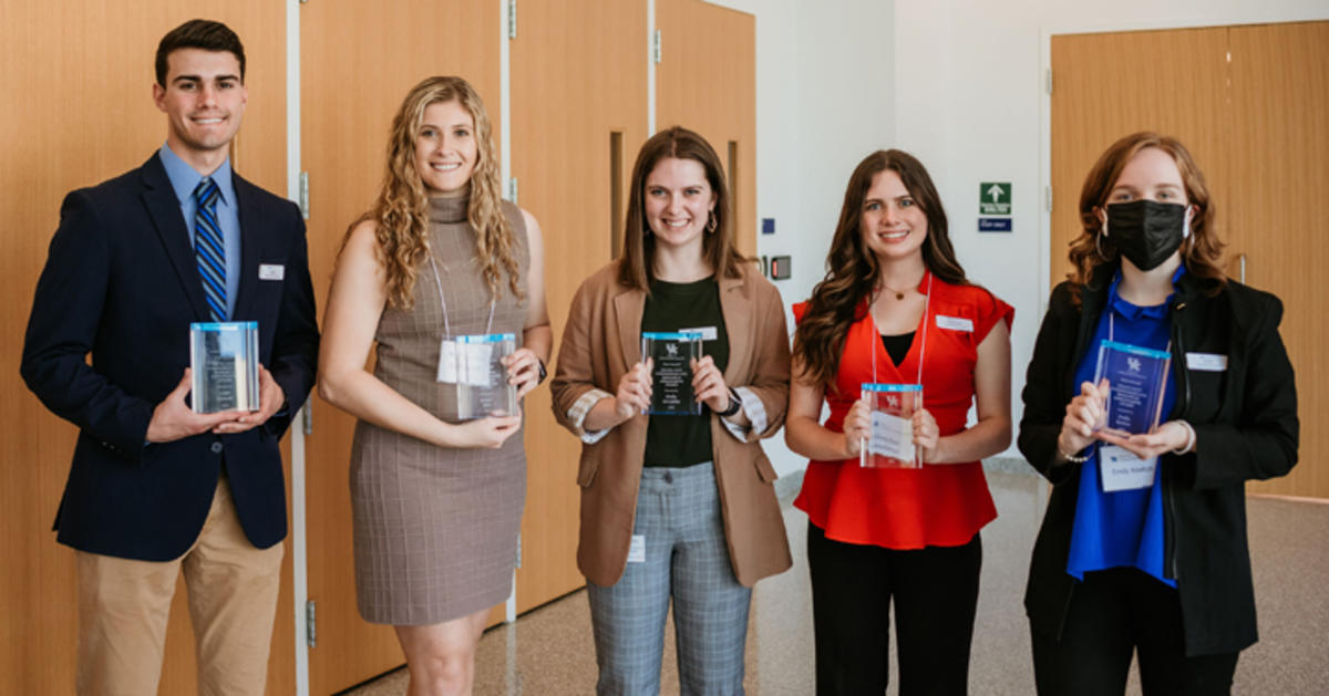 Inaugural Award Honors 6 Excellent Undergraduate Research Ambassadors ...