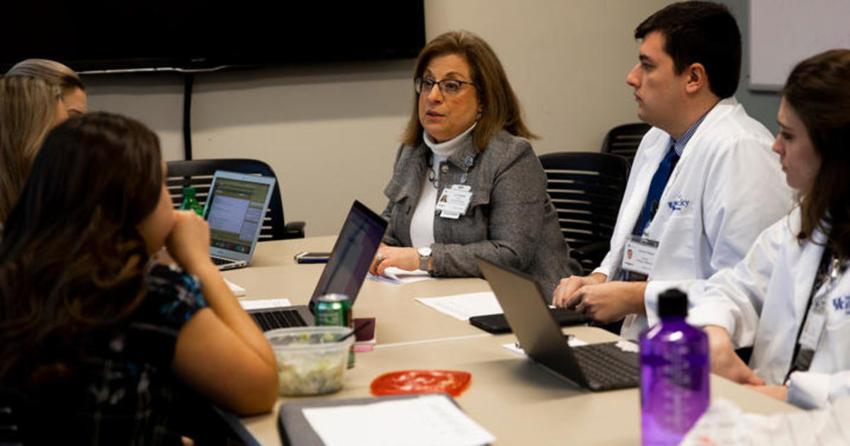 Family and Community Medicine Team Receives National Award | UKNow