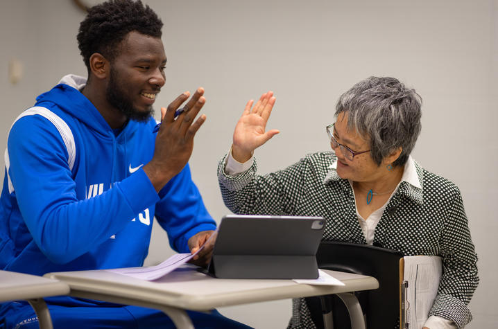 UK professor recognized by ESPN2 for ‘Going the Extra Yard’ | UKNow