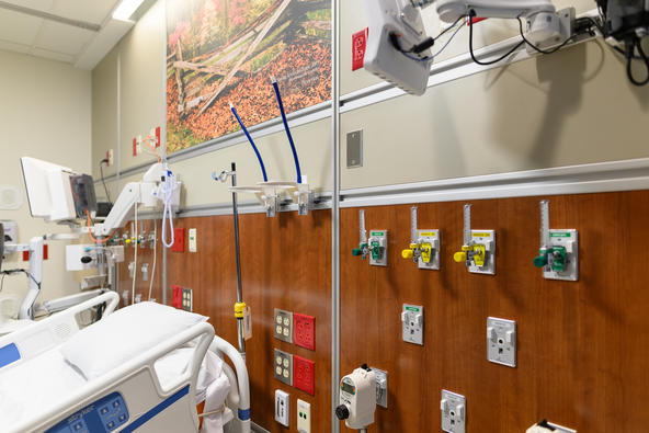 UK HealthCare opens new ICUs on 12th floor of Chandler Hospital ...