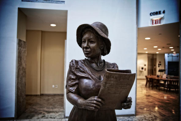 UK Celebrates Civil Rights, Journalism Pioneer Alice Allison Dunnigan ...