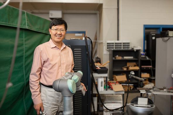 UK’s Zhang named IEEE Fellow for robotics and automations research | UKNow