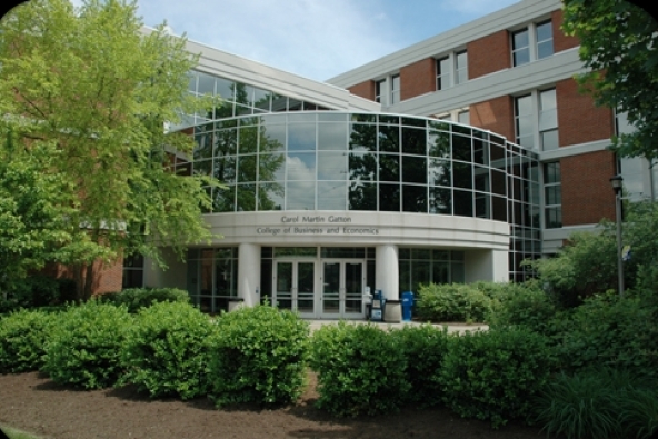 Evening MBA Program Ranked by U.S. News | UKNow