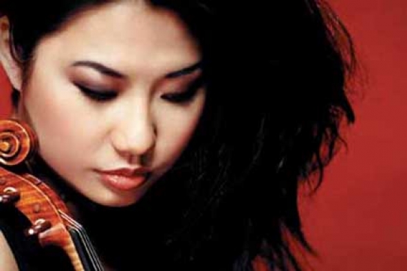 Violinist Sarah Chang Graces Singletary Stage | UKNow
