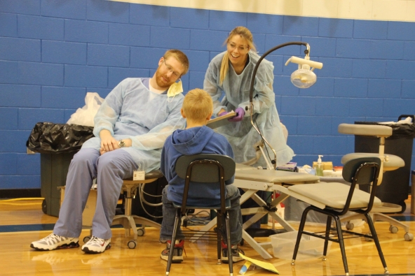 UK College of Dentistry Students Continue Seal Kentucky Tradition | UKNow