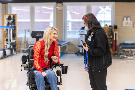 Ms. Wheelchair Kentucky gaining strength with UK HealthCare Outpatient ...
